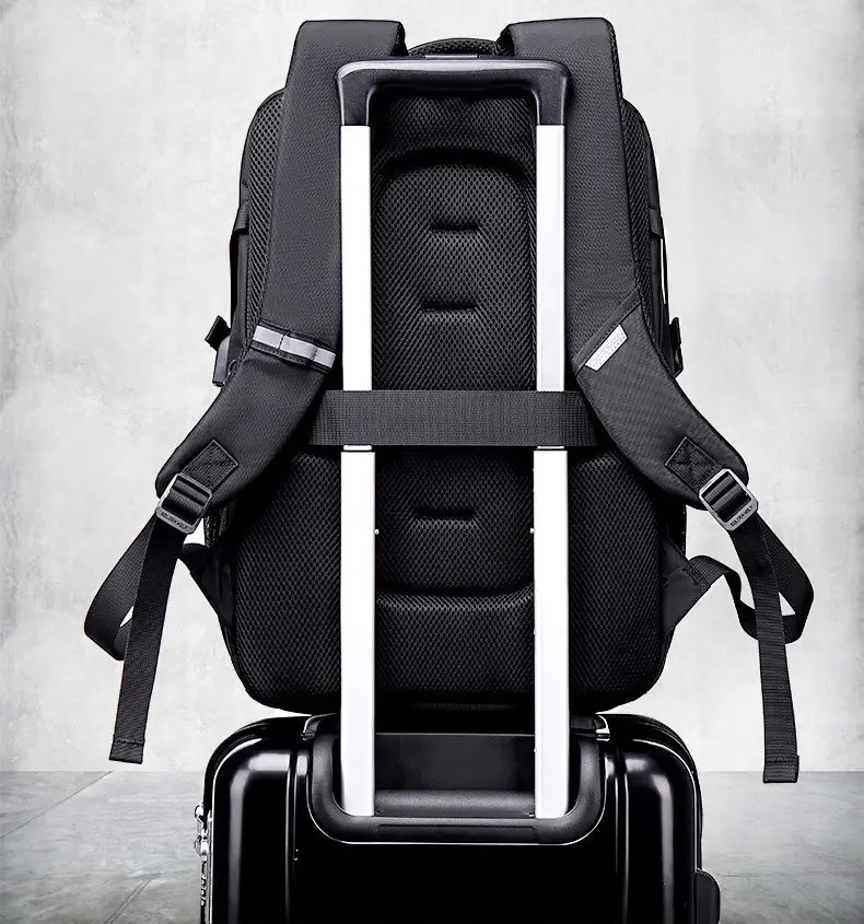 Golden Wolf GB00444 Water Resistant Laptop Business and Travel Backpack ...